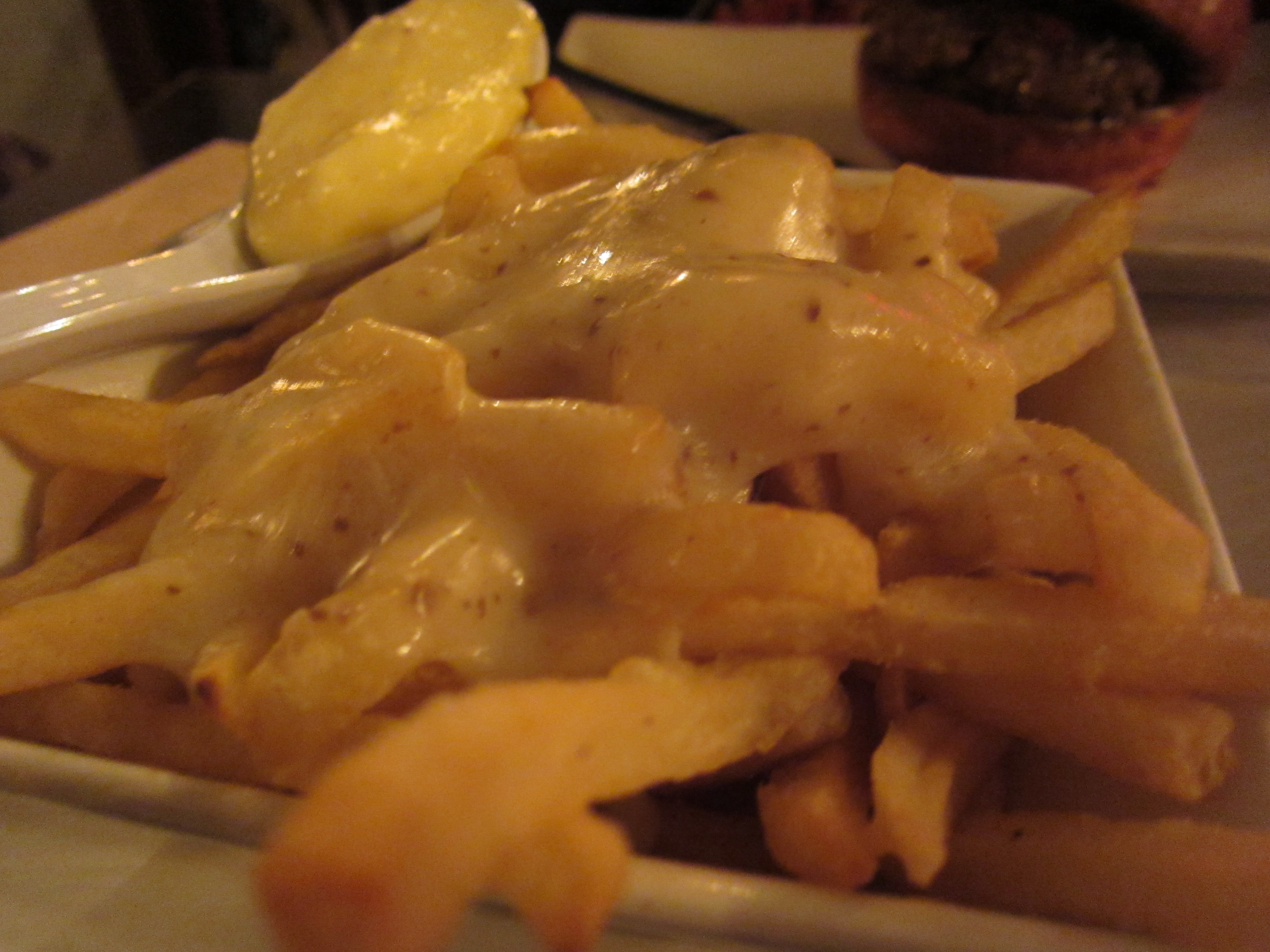 Umami Burger – Truffle Cheese Fries Umami Burger – Truffle Cheese Fries